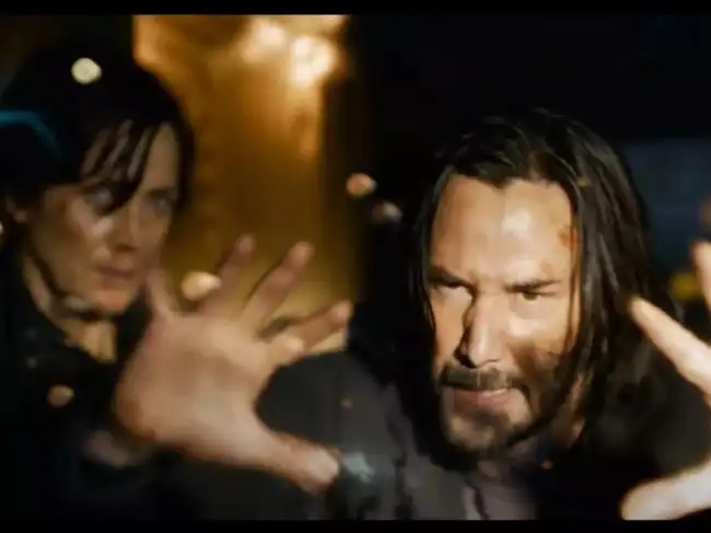 ‘The Matrix Resurrections’ review: You will find yourself slipping ...