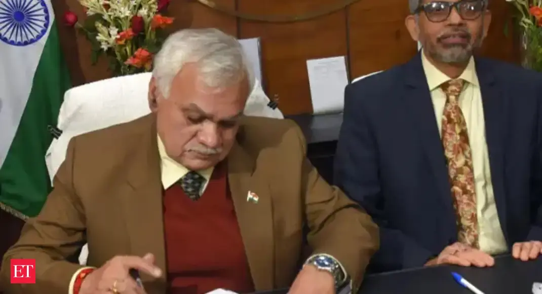 IAS Durga Shankar Mishra assumes charge as UP chief secretary - The ...