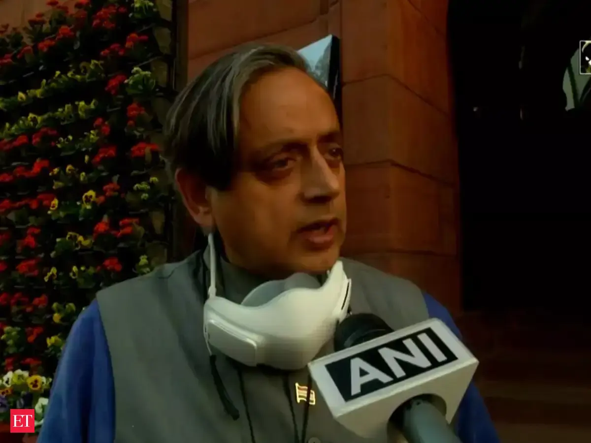 tharoor: Shashi Tharoor demands release of journalist Fahad Shah, Sajad ...