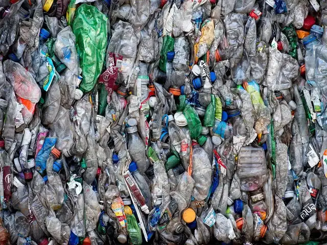 Four categories - New guidelines on plastic packaging | The Economic Times