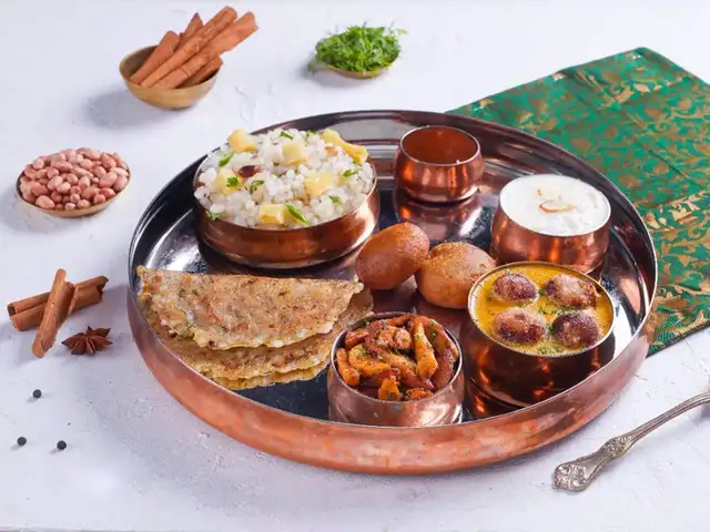 Navratri Menu : IRCTC introduces special Navratri menu: Here are the ...