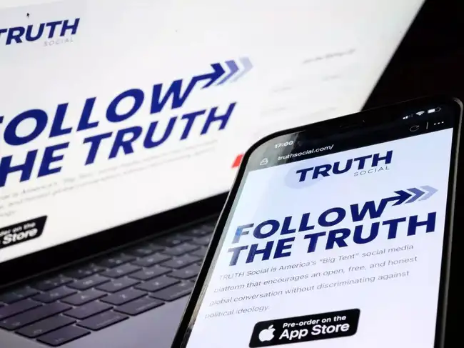 truth social: Two key tech executives quit Truth Social after troubled ...