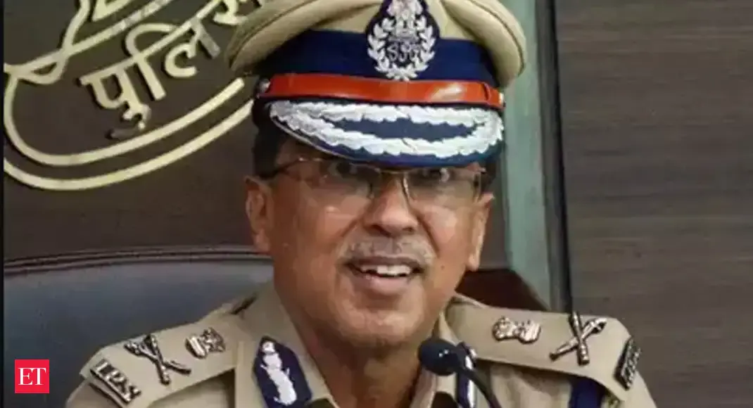 UP DGP Mukul Goel removed for 'inefficiency', 'neglecting work ...