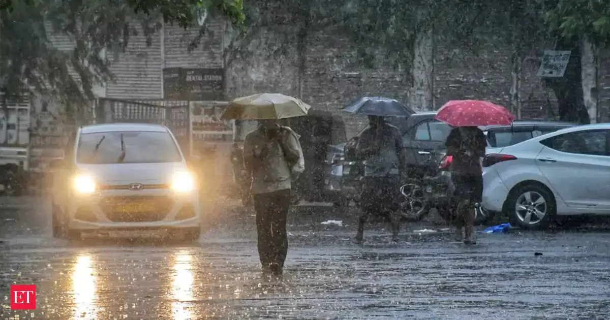 delhi weather today: Rain lashes parts of Delhi and NCR - The Economic ...