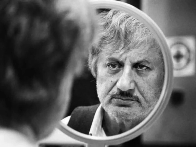 Anupam Kher New Movie: Anupam Kher shares first poster of 'The ...
