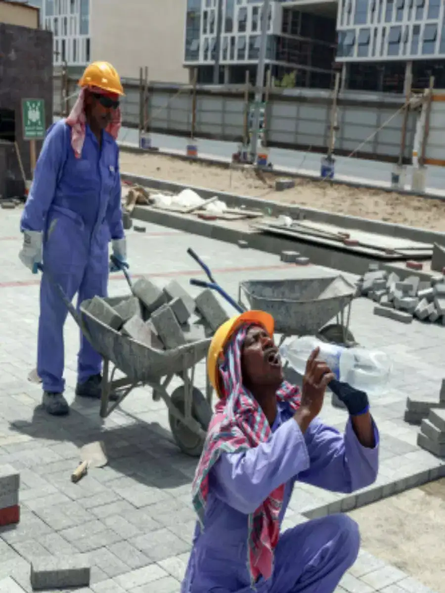 How migrant workers survive intense Gulf heat | EconomicTimes
