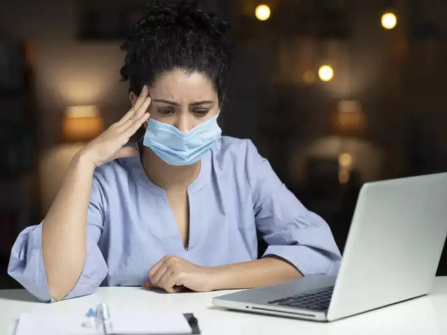 Coronavirus headaches - Study finds leading Covid-19 symptom among ...