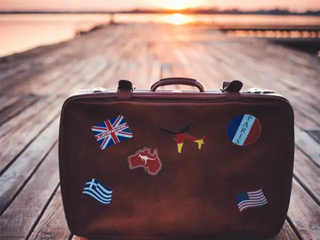 Foreign currency mark-up fee - How to pick the best travel credit card ...