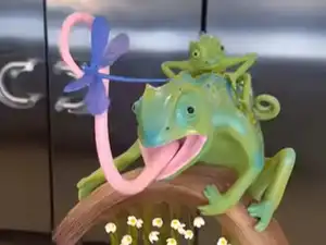 chocolate chameleon: Chef makes chocolate chameleon; video goes viral ...