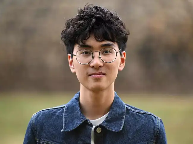 hong kong: 'Private rebellion': Hong Kong's anglophone poets gain ...