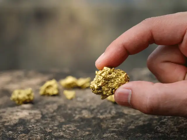 Risk-management techniques - Larry Hite's investment tips to become a ...