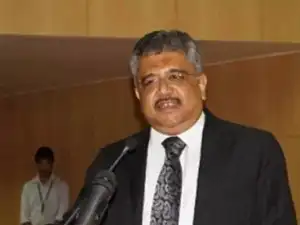 Tushar Mehta Covid News: Solicitor General Tushar Mehta down with Covid ...