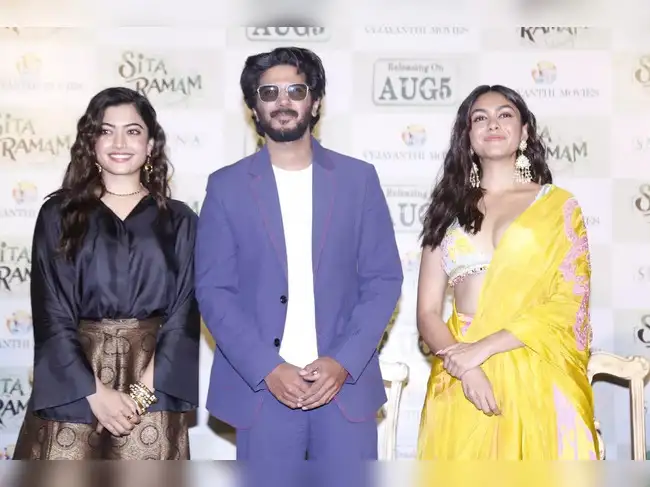 Sita Ramam Trailer: 'Sita Ramam' trailer out: Tale of love, fate and ...