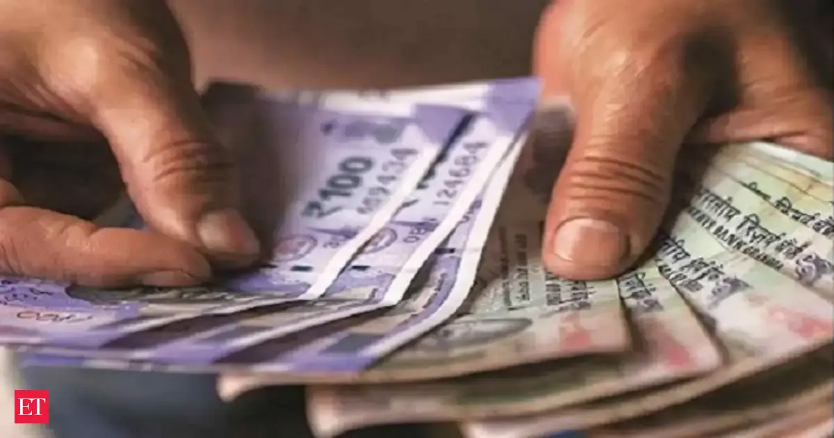 Risks and returns associated with floating rate mutual funds - The ...