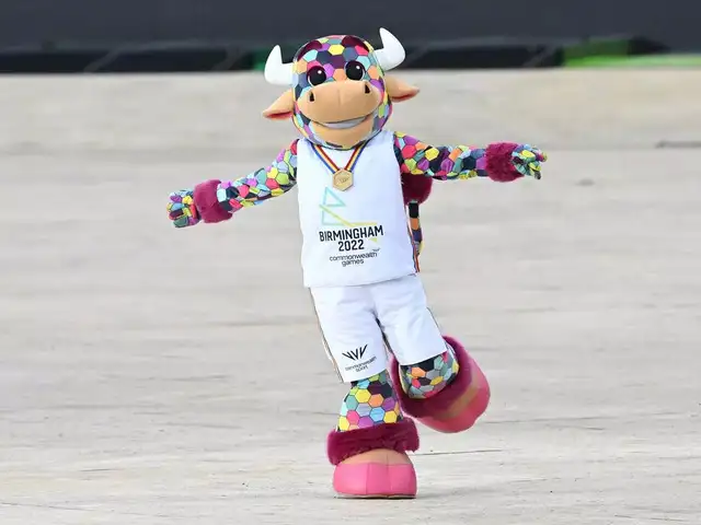 Prince Charles - Birmingham CWG 2022: Stunning images from the opening ...