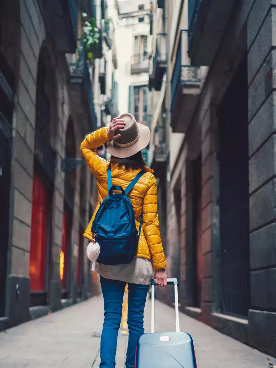 Top 10 traveling tips | EconomicTimes