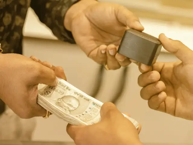 Is 14-carat gold jewellery worth the glitter? - New kid on the block ...