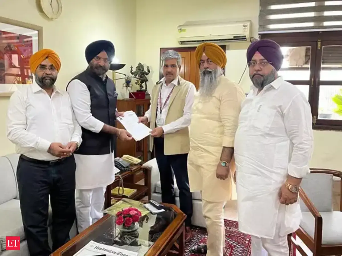Sikh delegation approaches MEA over forced conversion of a teacher in ...