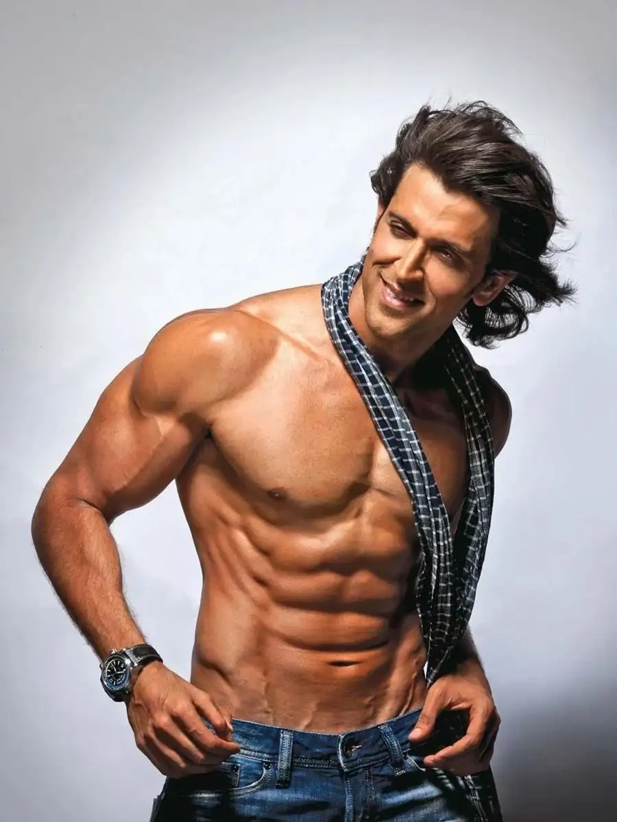 Hrithik Roshan's Formal Outfits | mirchiplus