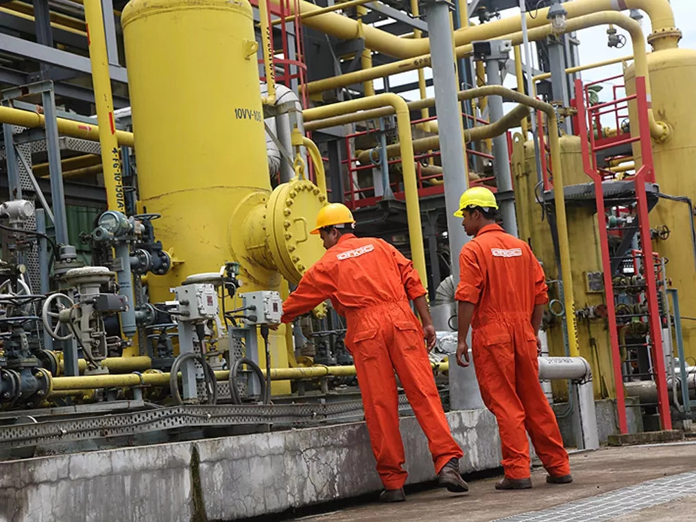 ongc: The curious case of ONGC: what led to the fall of a prosperous ...