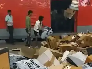 Amazon parcels: Viral video shows hundreds of Amazon parcels being ...