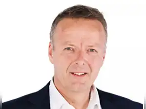 syngene jonathan hunt: Syngene to benefit from rupee depreciation ...