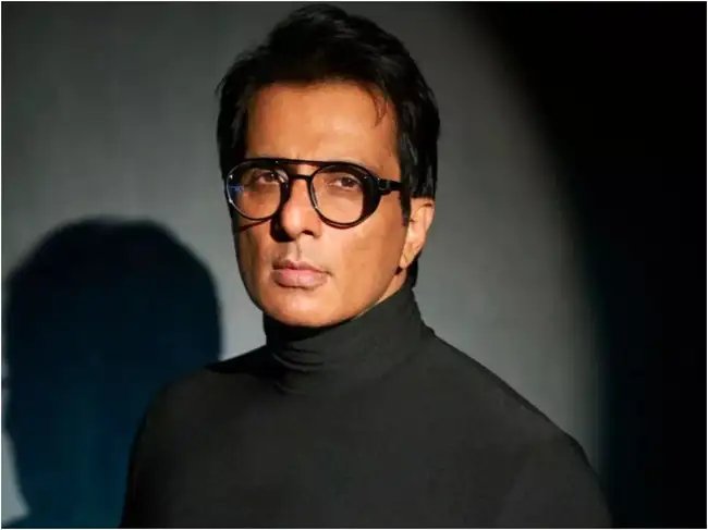 sonu sood portrait: Sonu Sood receives his portrait made out of blood ...