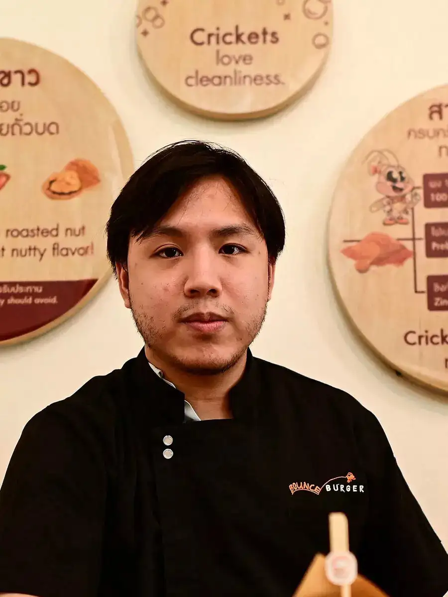 cricket burgers: Now on menu in Thailand - burgers with crunchless ...
