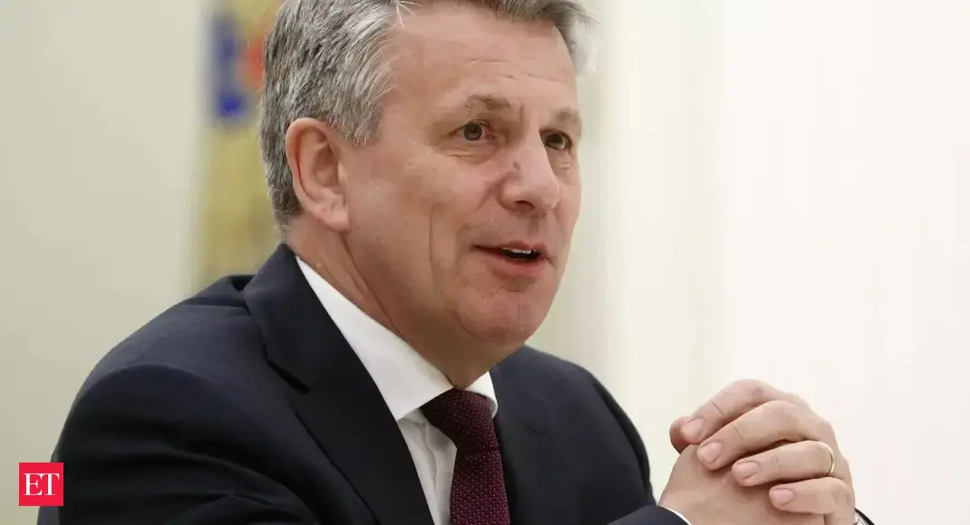 wael sawan: Shell picks Wael Sawan as new CEO after Ben van Beurden ...