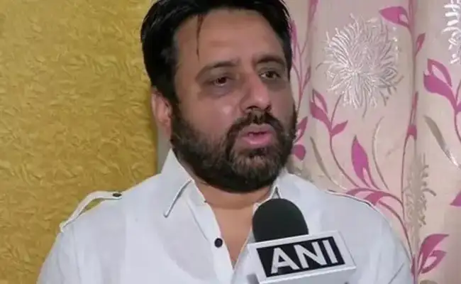 operation lotus: BJP continuing with 'Operation Lotus' to break AAP: Manish Sisodia on ...