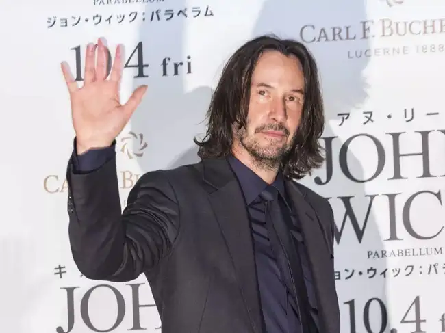 constantine: John Constantine is back! Keanu Reeves to reprise role in ...