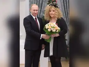 Iconic Russian singer asks to be named ''foreign agent'' - The Economic ...