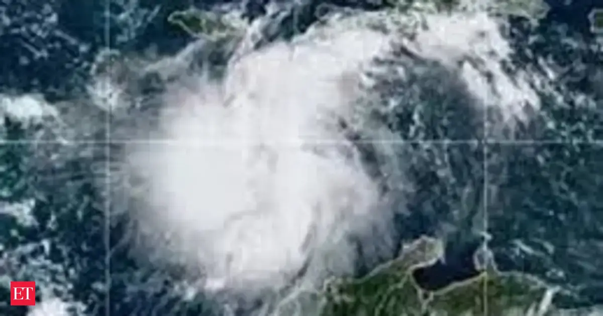 ian: Canada counts damage after Fiona; Cuba and Florida brace for storm ...