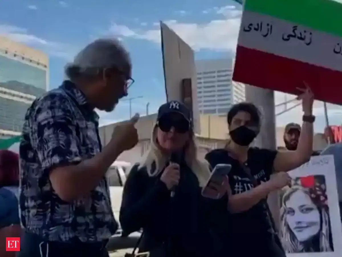 Iranian Americans demonstrate: Iran's anti-Hijab protests: Iranian ...
