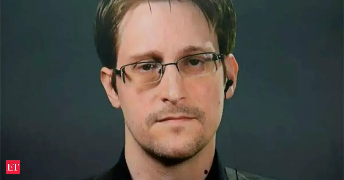 edward snowden: Putin grants Russian citizenship to Edward Snowden ...