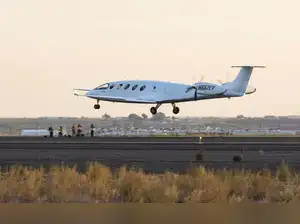 Electric Airplane: Meet Alice, world's first all-electric airplane ...