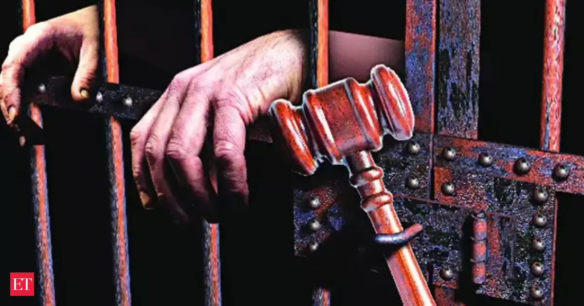 Kerala policeman 'turned' Mango thief suspended - The Economic Times