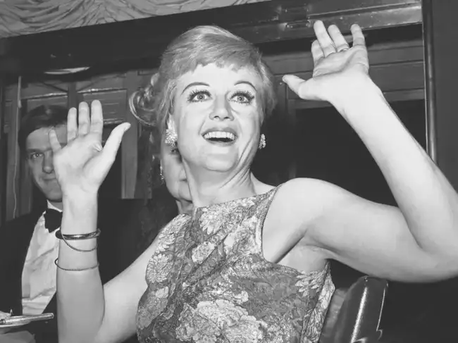 Angela Lansbury Death: Broadway icon and 'Murder She Wrote' star Angela ...