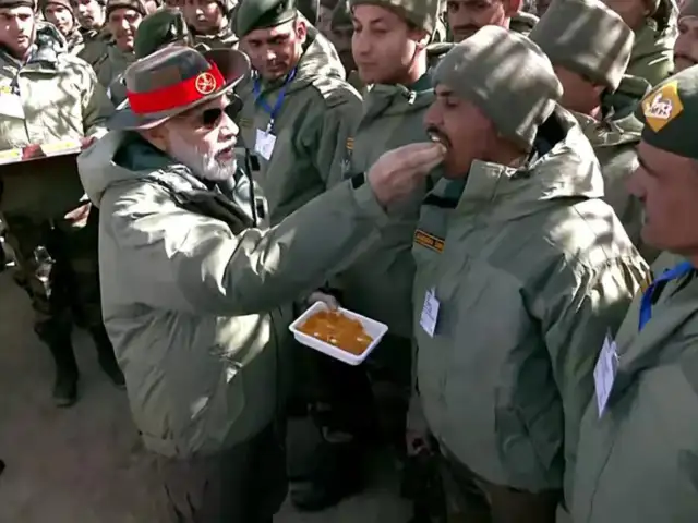 Narendra Modi Diwali: Narendra Modi's 'spirited' Diwali in Kargil | The ...