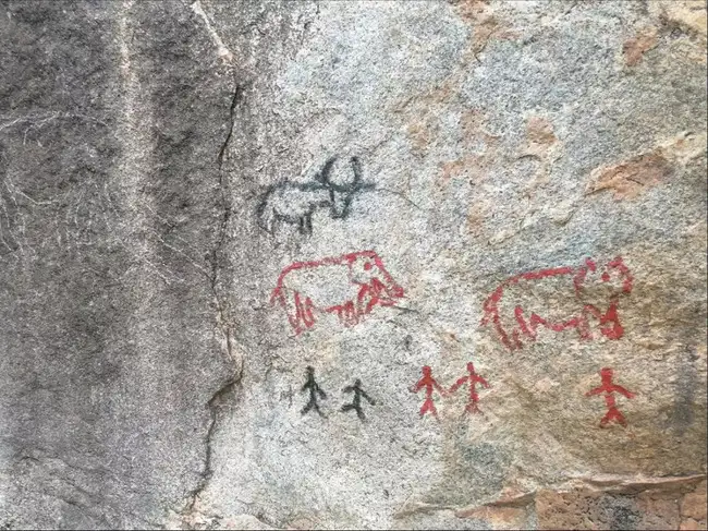 samburu: Kenya’s Samburu warriors & rock art: A look at 60K-year-old ...