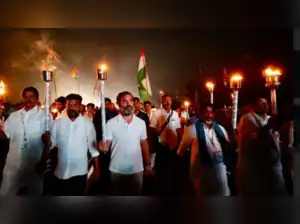 Maharashtra: Bharat Jodo Yatra resumes from Shevala village - The ...