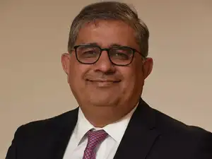 Financial sector reliance on 2-3 big tech companies poses major risks ...