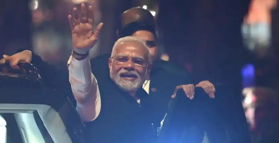 narendra modi: Gujarat polls 2022: Narendra Modi's mega Surat rally ...