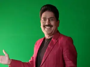 shailesh lodha: Taarak Mehta director posts selfie with Shailesh Lodha ...