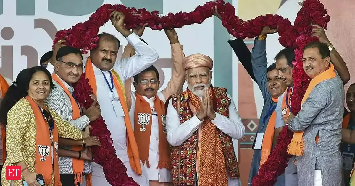 pm modi ahmedabad roadshow: Gujarat Elections: PM Modi to hold 50 km long roadshow in Ahmedabad ...