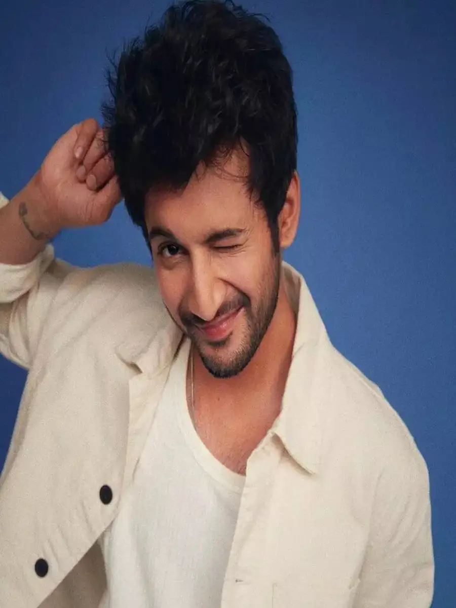 Happy Birthday Rohit Saraf: 8 interesting facts about the actor ...