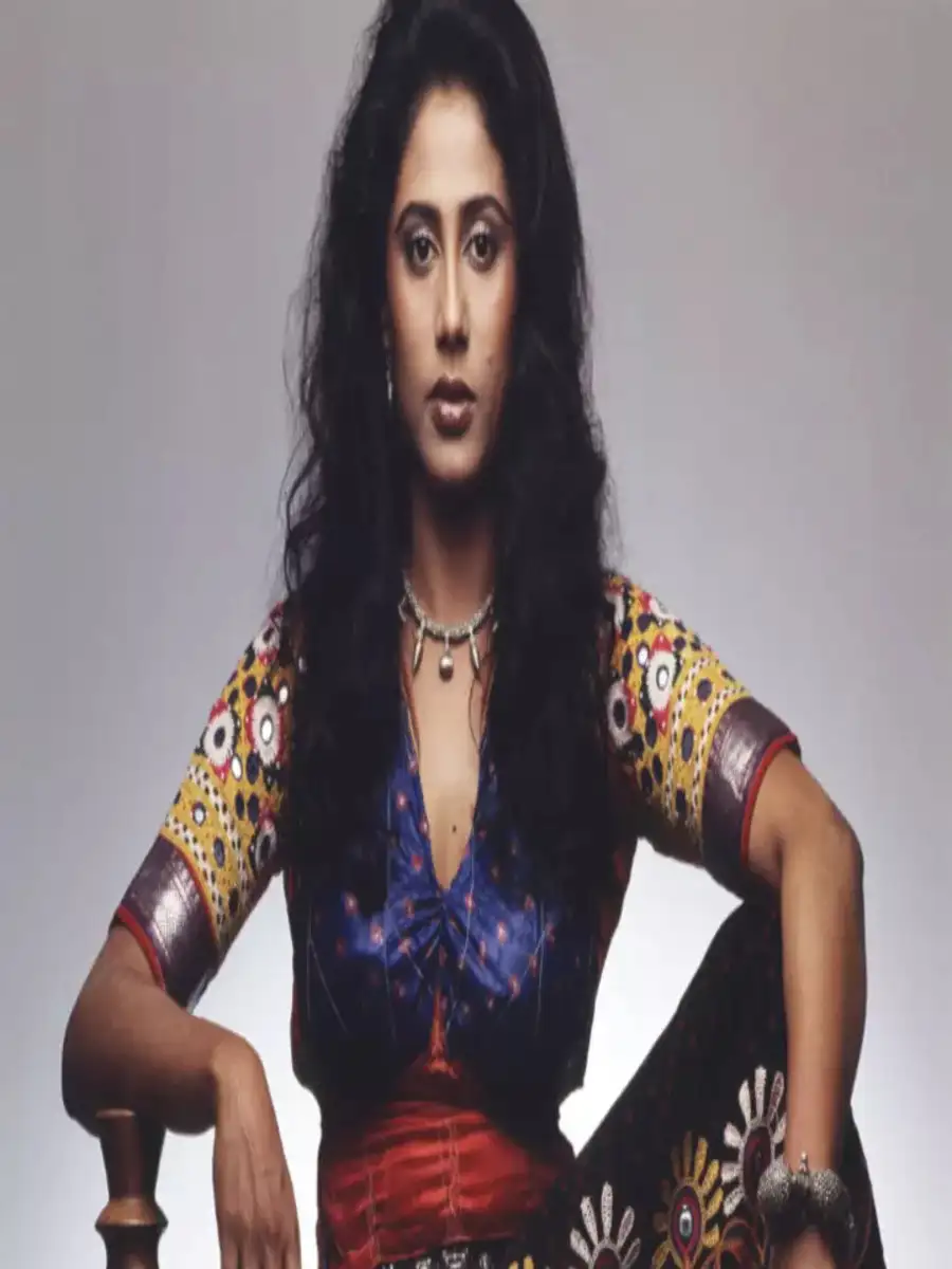 Remembering Smita Patil on her death anniversary | mirchiplus