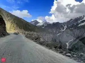 zanskar valley: In a first, high-altitude Shinku La Pass connecting ...