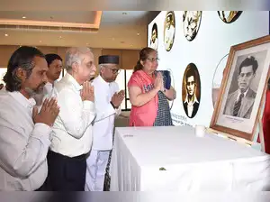 dr kotnis: China to establish school in memory of Dr Kotnis in Solapur ...