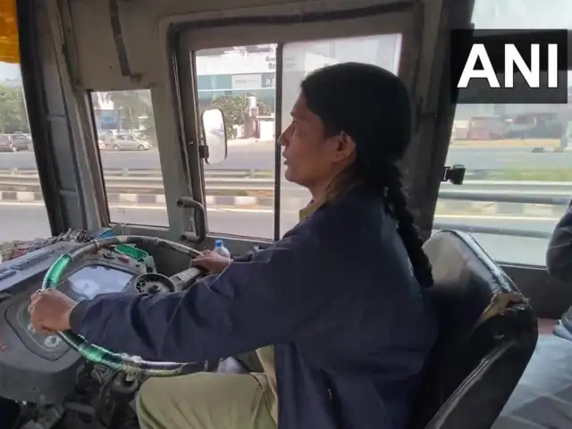 up woman bus driver: Priyanka Sharma, Uttar Pradesh's first woman bus driver - Outside the box ...
